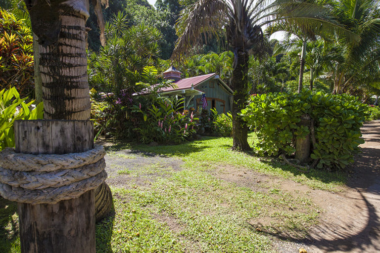 Anini Beach Boat House Rental | Jean & Abbott Properties